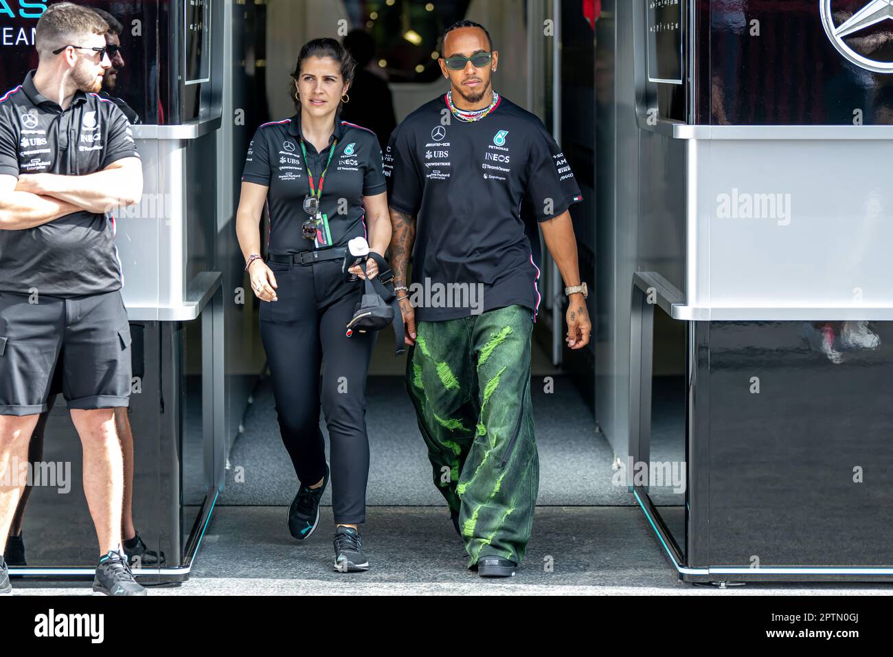 Lewis hamilton baku circuit hi-res stock photography and images - Alamy