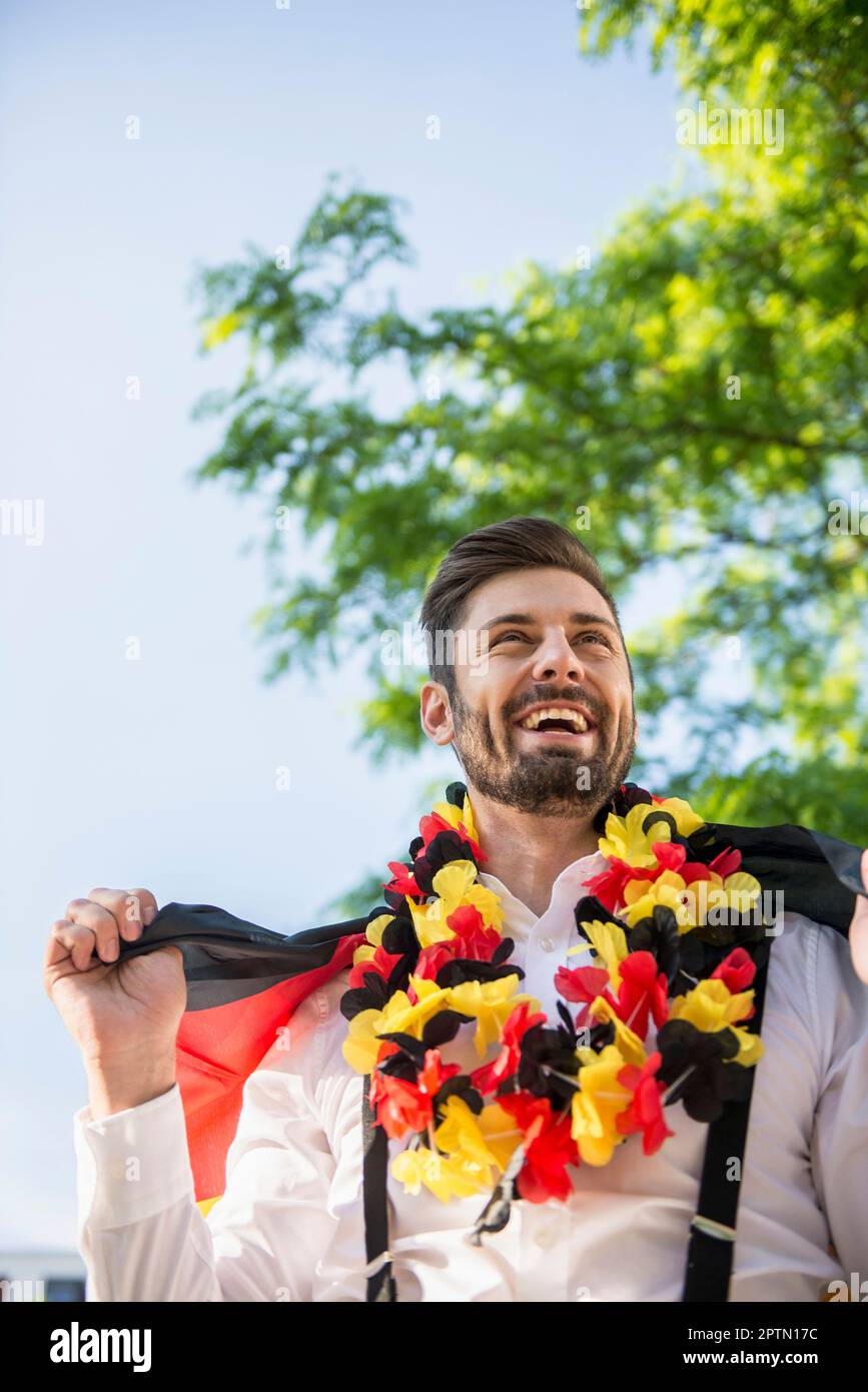 Male soccer fan hi-res stock photography and images - Alamy