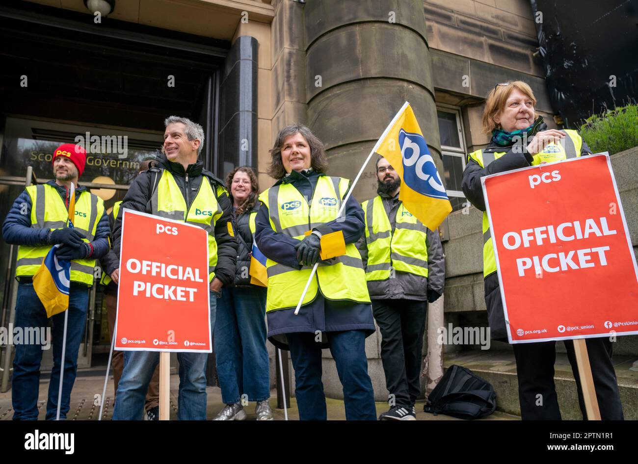Uk civil servants edinburgh hi-res stock photography and images - Alamy