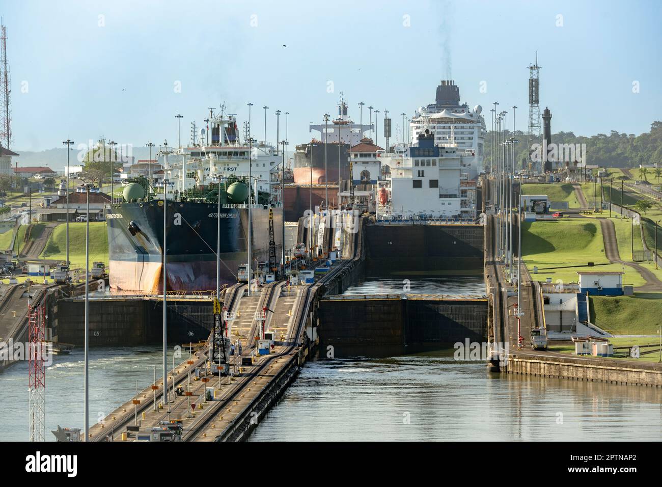 Shipping, moving through the Gatun Locks on the Atlantic side of the ...