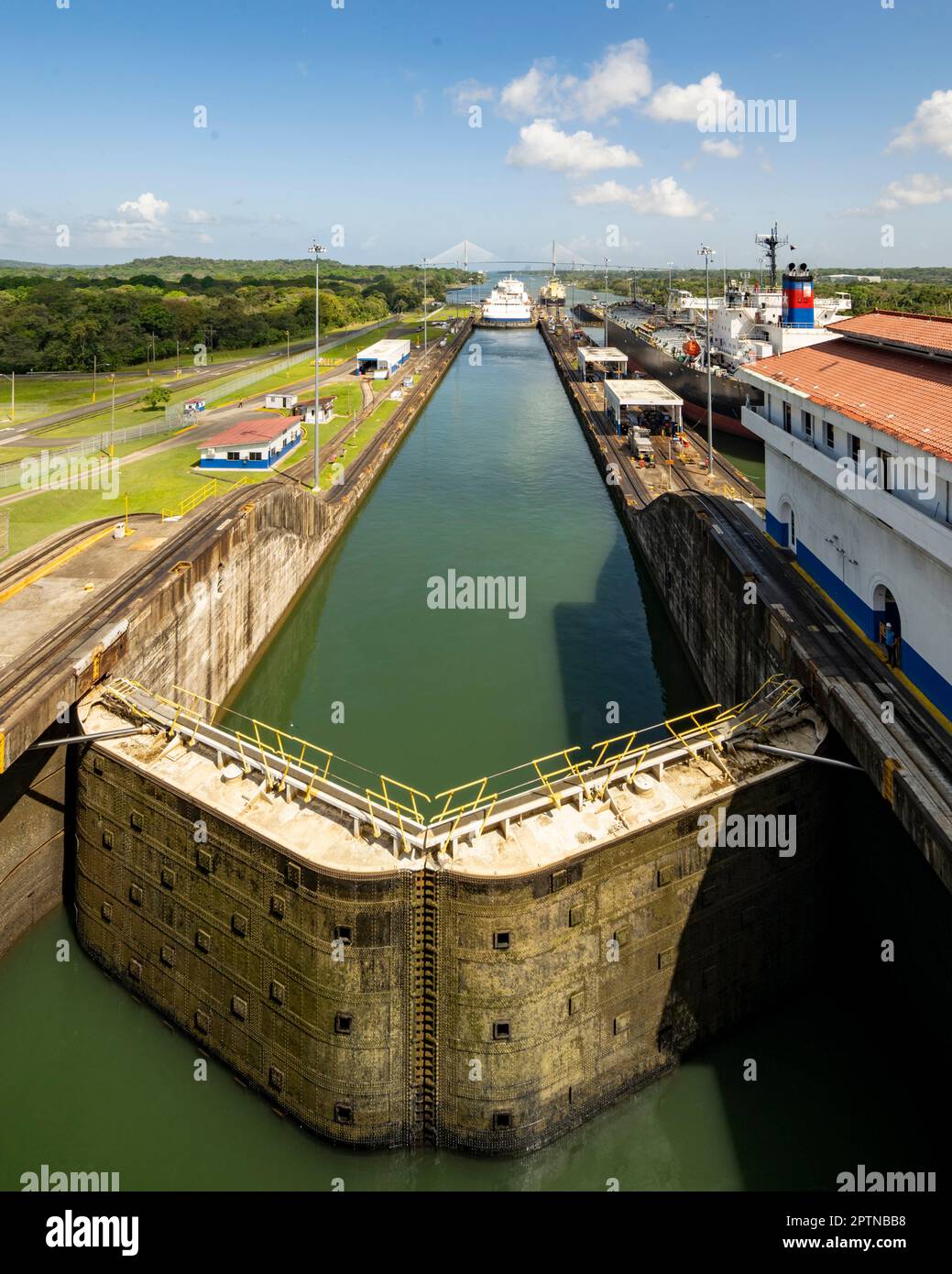 Shipping, moving through the Gatun Locks on the Atlantic side of the ...
