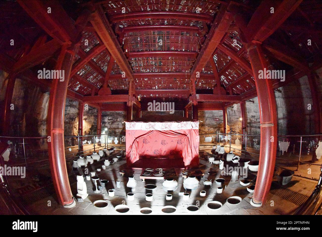 Tomb of liu sheng hi-res stock photography and images - Alamy