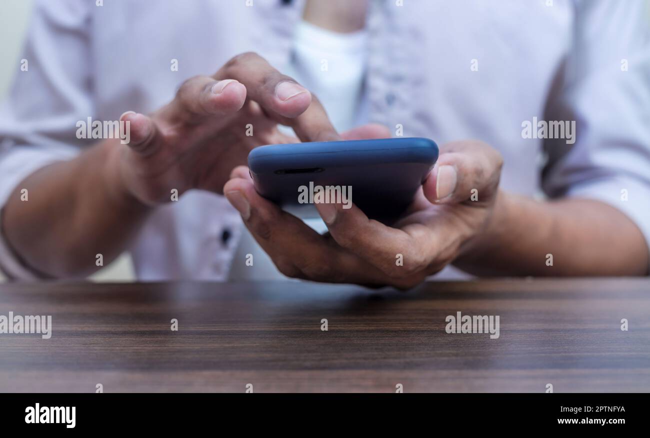 Age of technology People's, Use of technology in the modern era ...