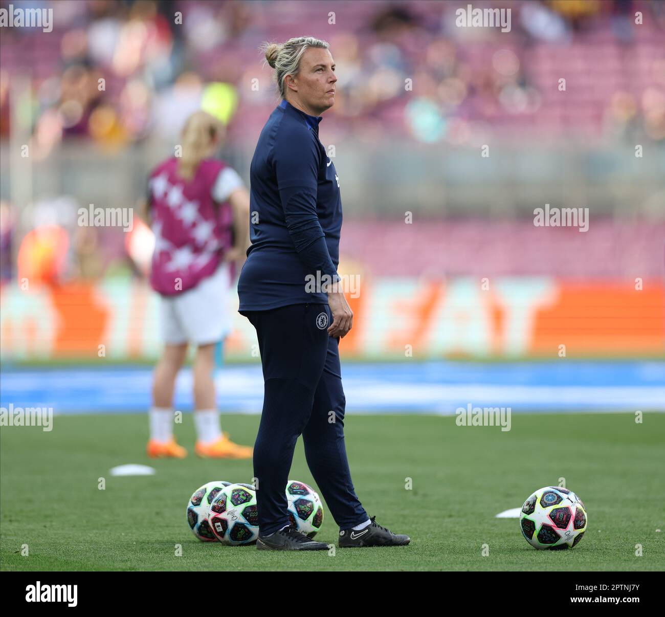Chelsea assistant coach Tanya Oxtoby during the warm up prior to the ...