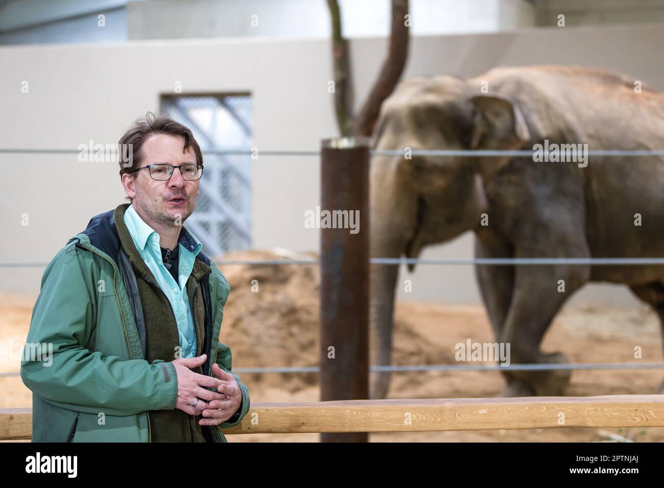 Cottbus, Germany. 28th Apr, 2023. Cottbus Zoo director Jens Kämmerling ...