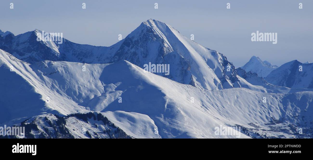 Beautiful shaped mountains in the Bernese Oberland Stock Photo - Alamy