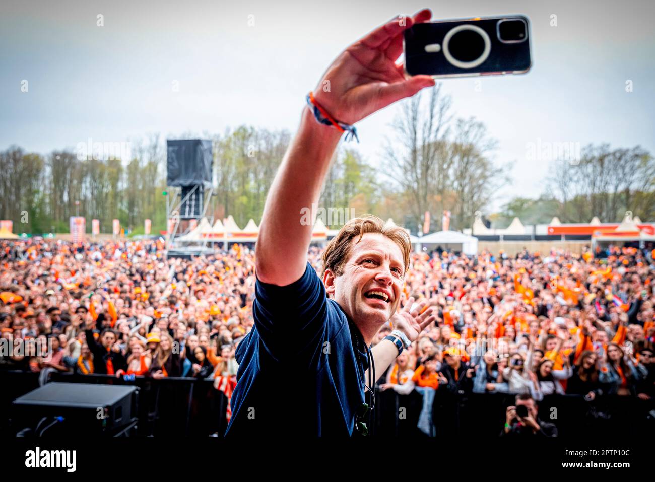 Dutch royals at kingsland festival hi-res stock photography and images ...