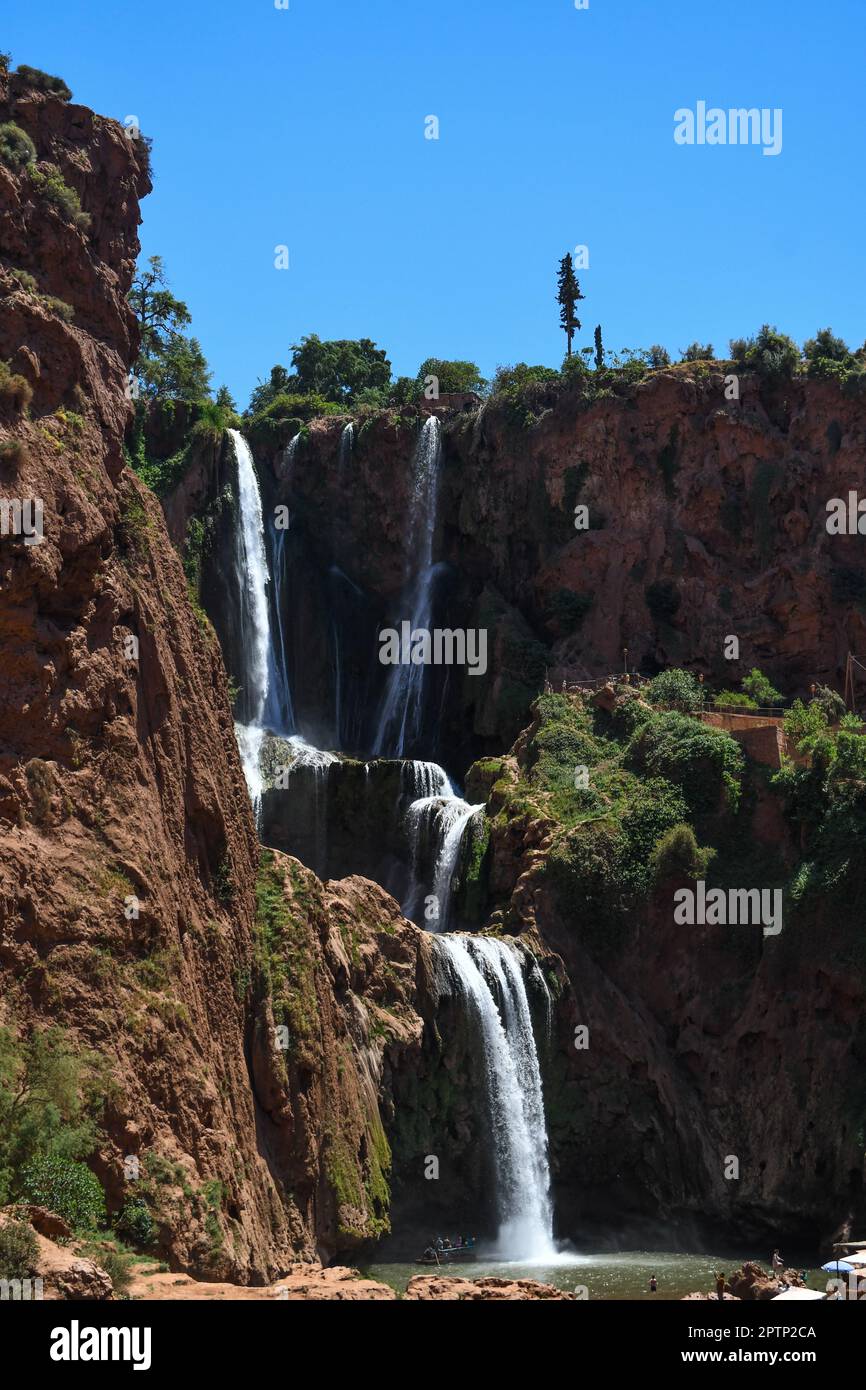 Ouzoud Waterfalls, Ouzoud hotel, Waterfall Stock Photo - Alamy