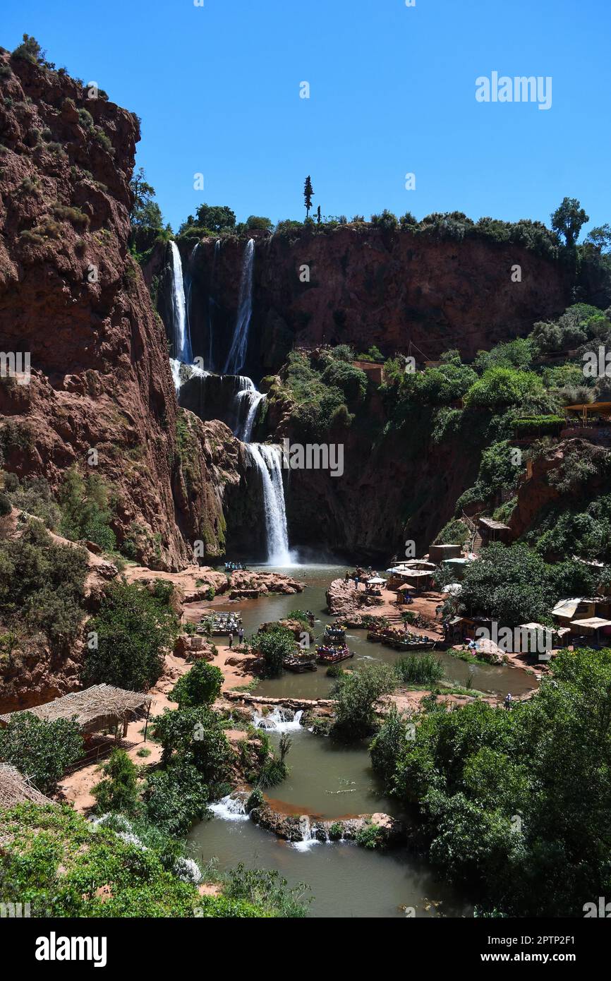 Ouzoud Waterfalls, Ouzoud hotel, Waterfall Stock Photo - Alamy