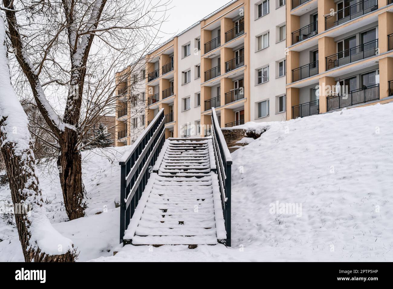 Multistory stairs hi-res stock photography and images - Alamy