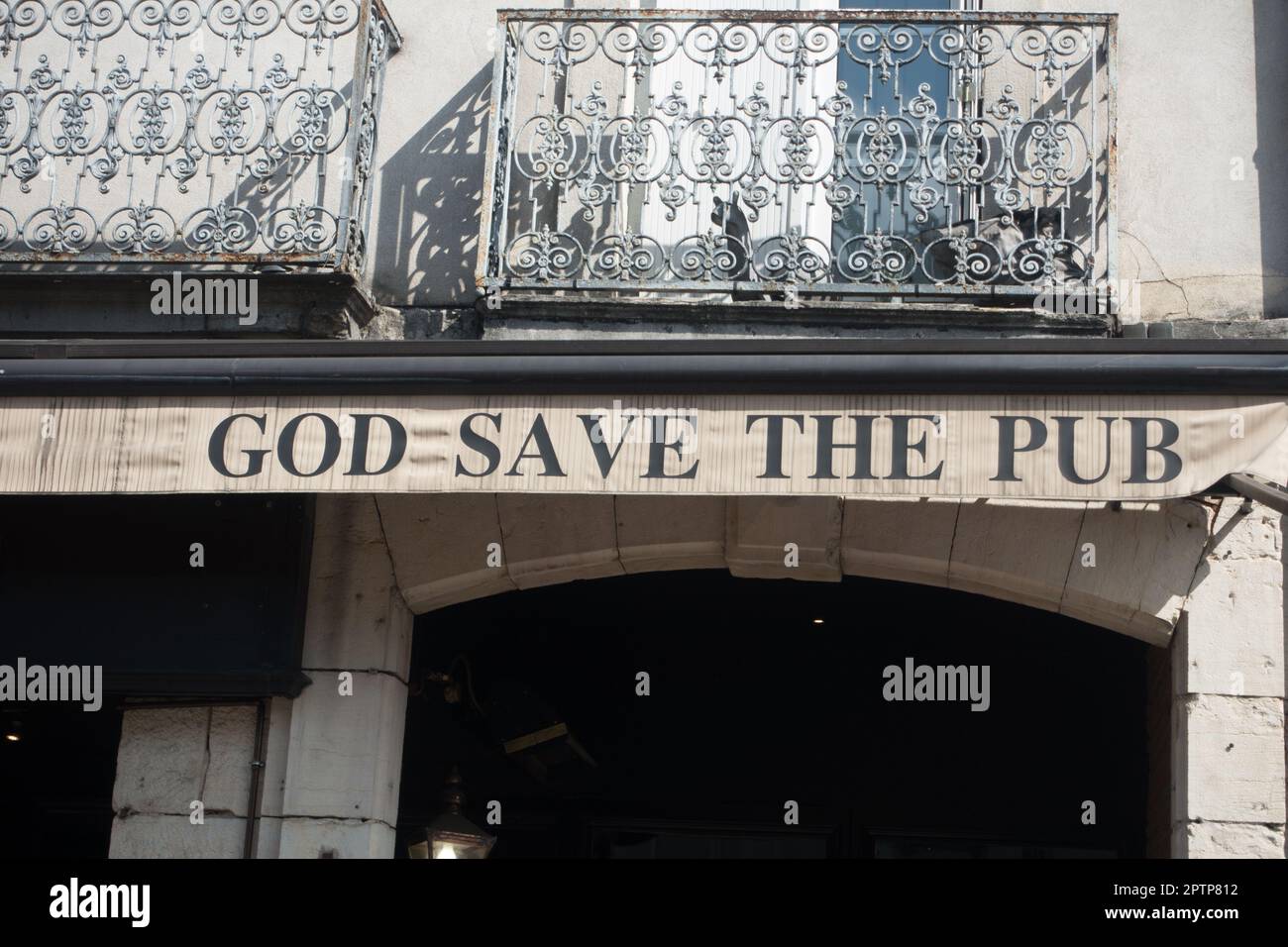 Save our pub hi-res stock photography and images - Alamy