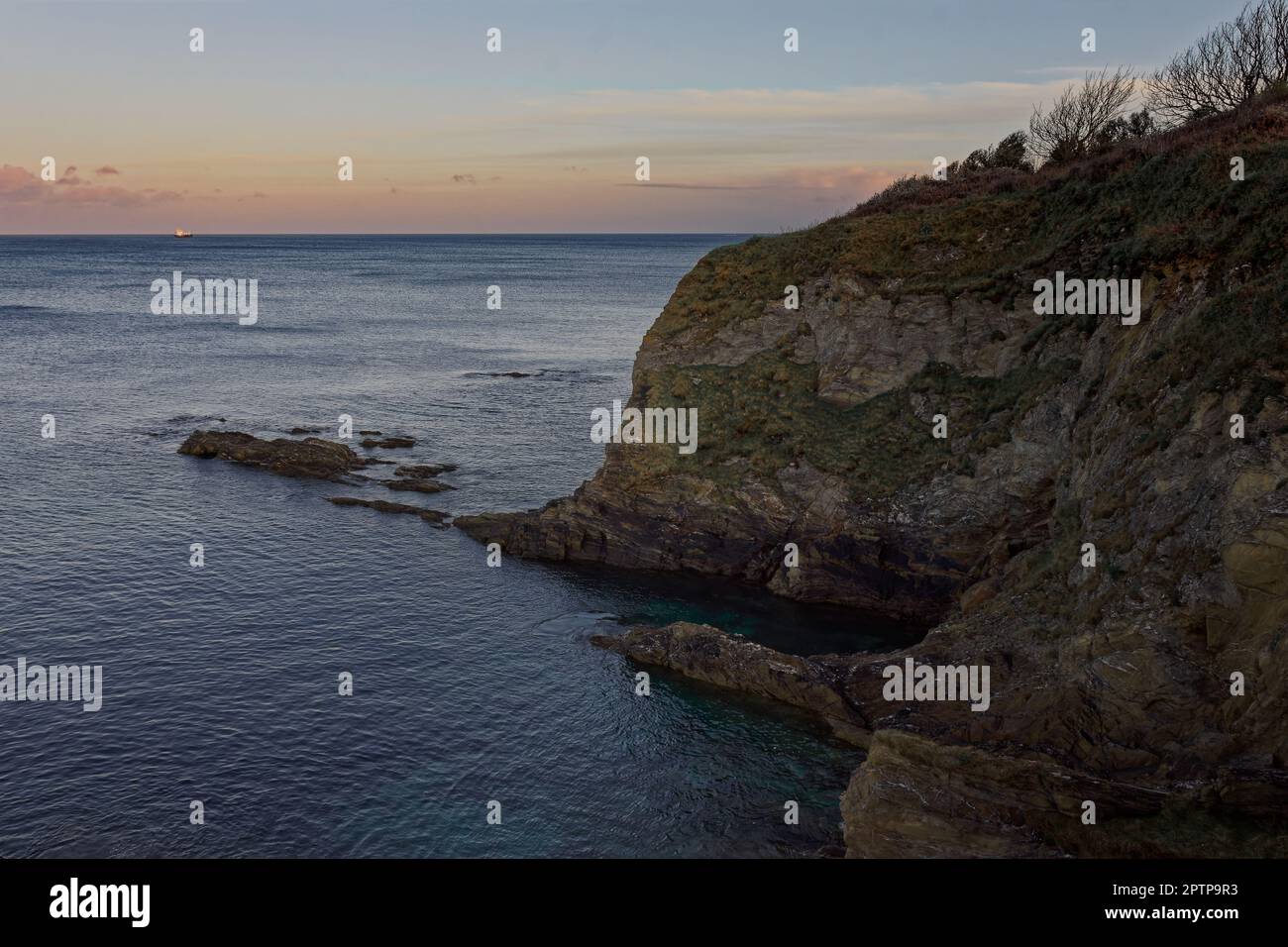 Maenporth Cornwall sunset sunrise near Falmouth Stock Photo - Alamy