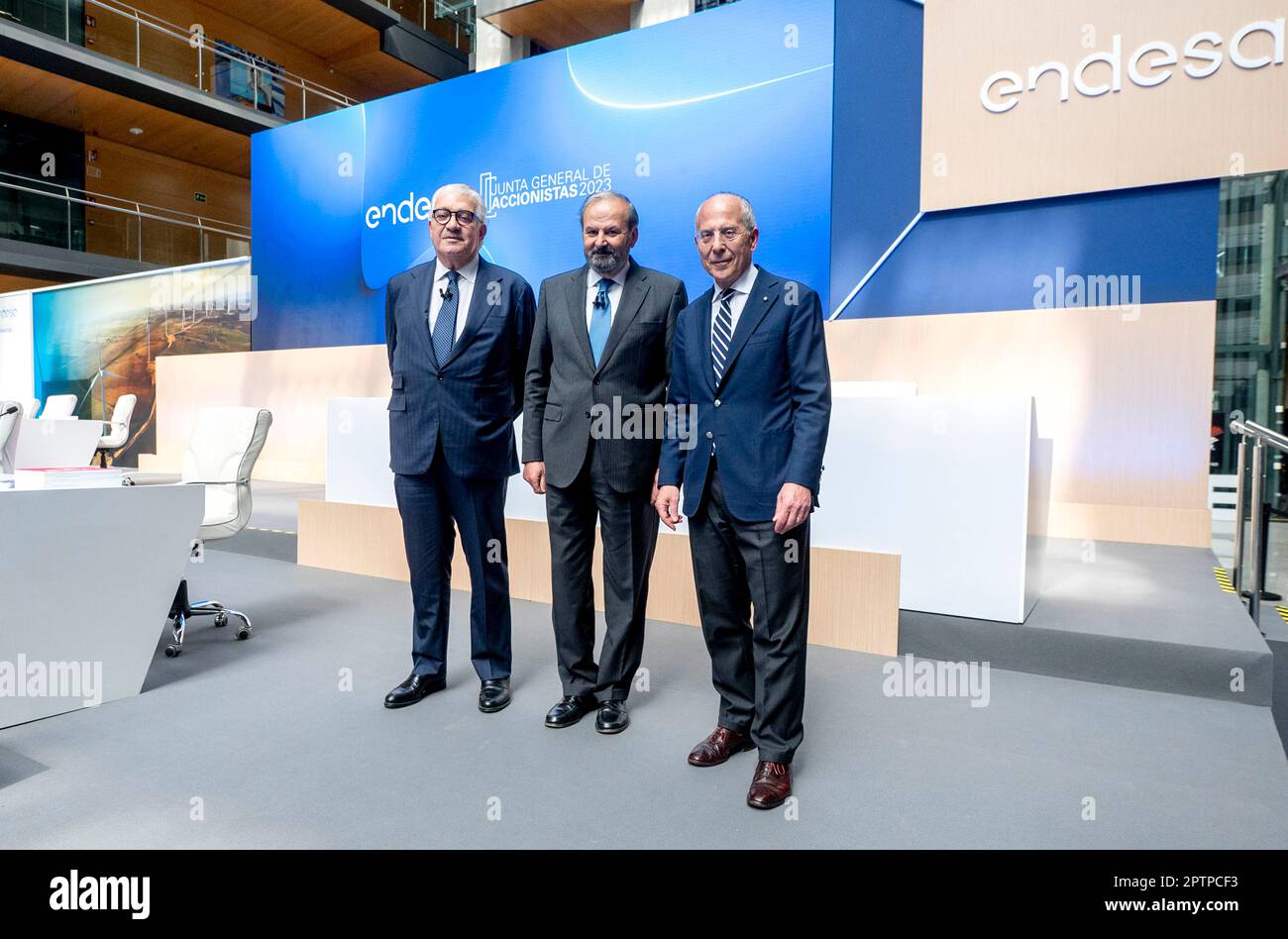 (L-R) Endesa CEO José Damián Bogas, Endesa Chairman Juan Sánchez-Calero and Enel CEO Francesco ...