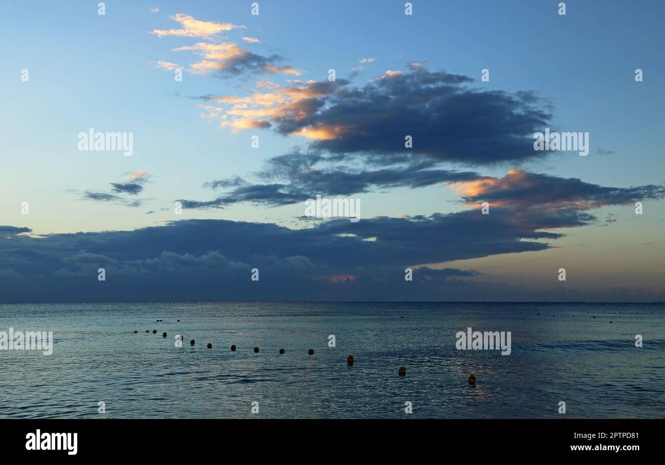 Changing clouds hi-res stock photography and images - Alamy