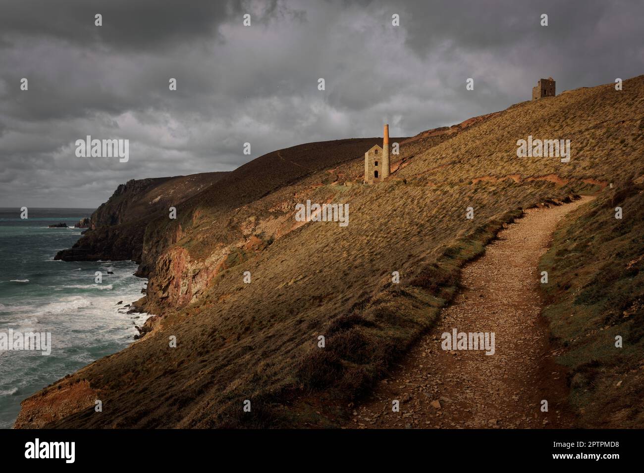 Chapel porth north cornwall hi-res stock photography and images - Alamy
