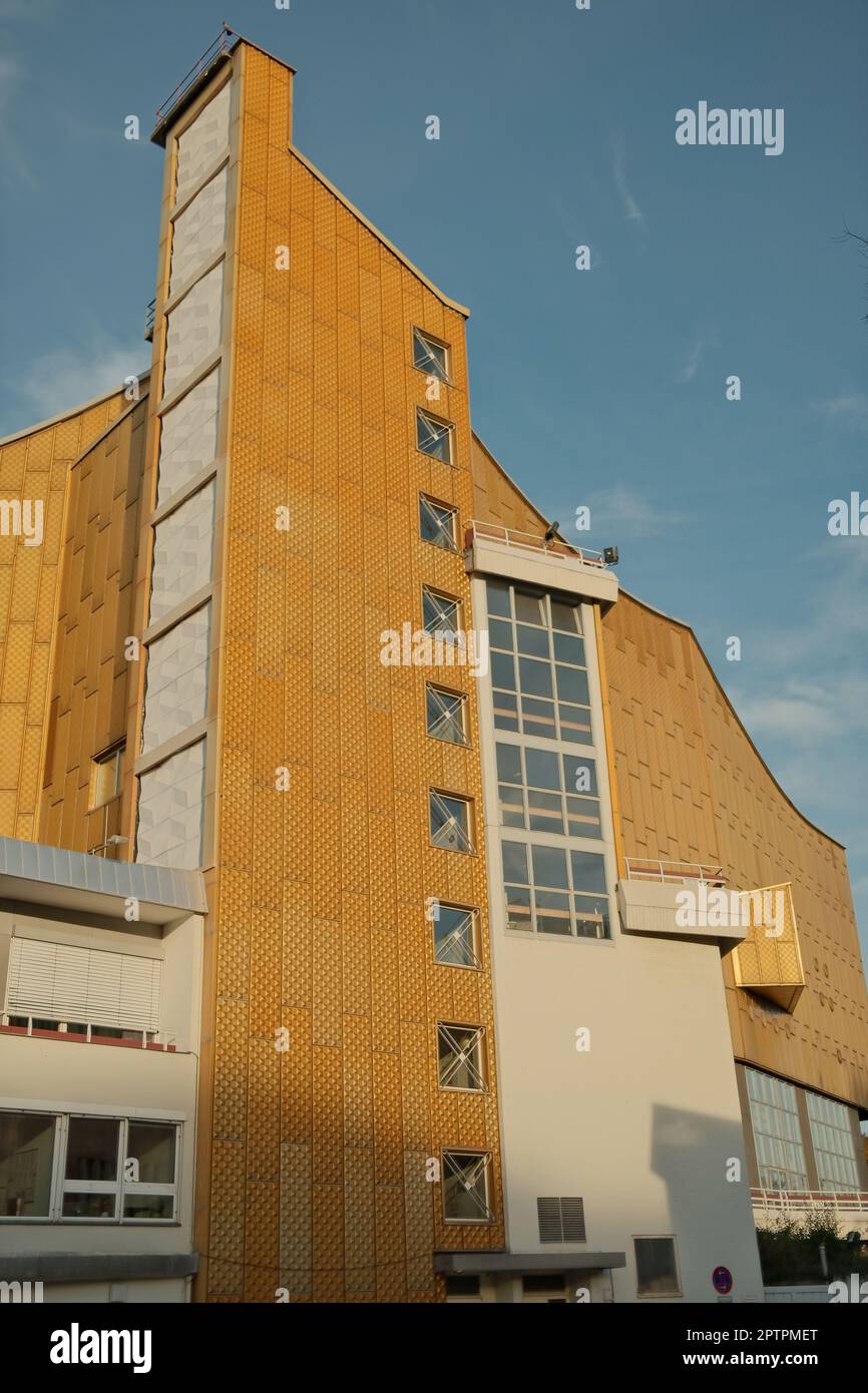 Berlin philharmonic detail hi-res stock photography and images - Alamy