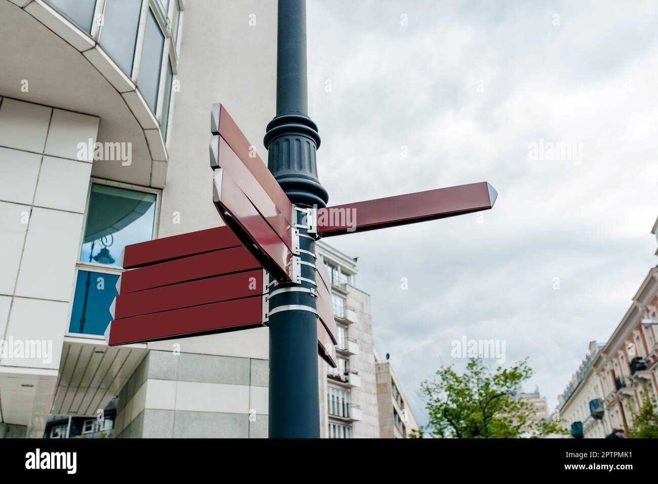 Directions direction signs mall hi-res stock photography and images - Alamy
