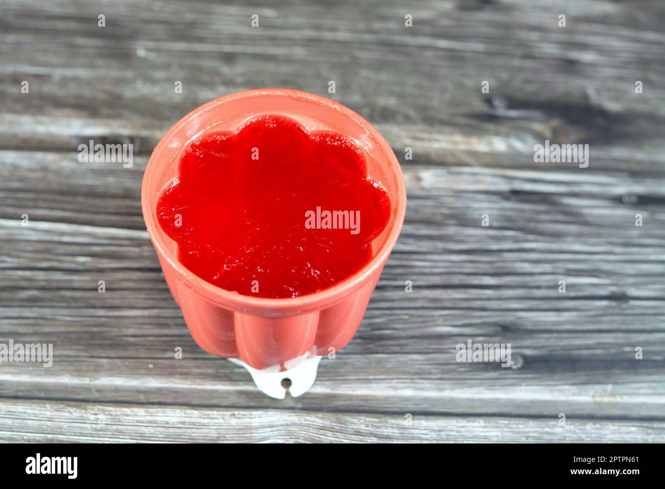 Chilled fruit mousse hi-res stock photography and images - Alamy