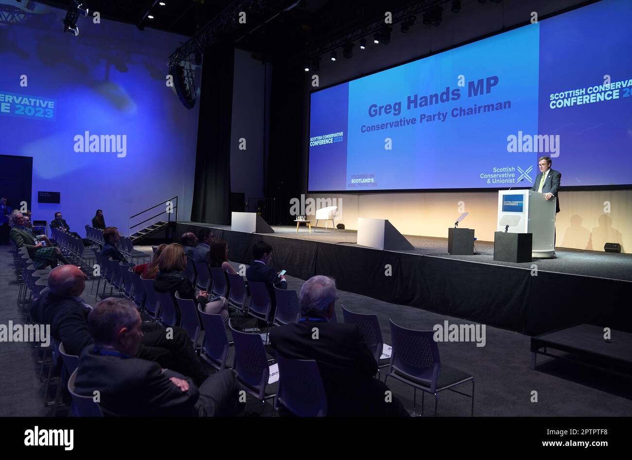 Greg hands conservative conference hi-res stock photography and images ...