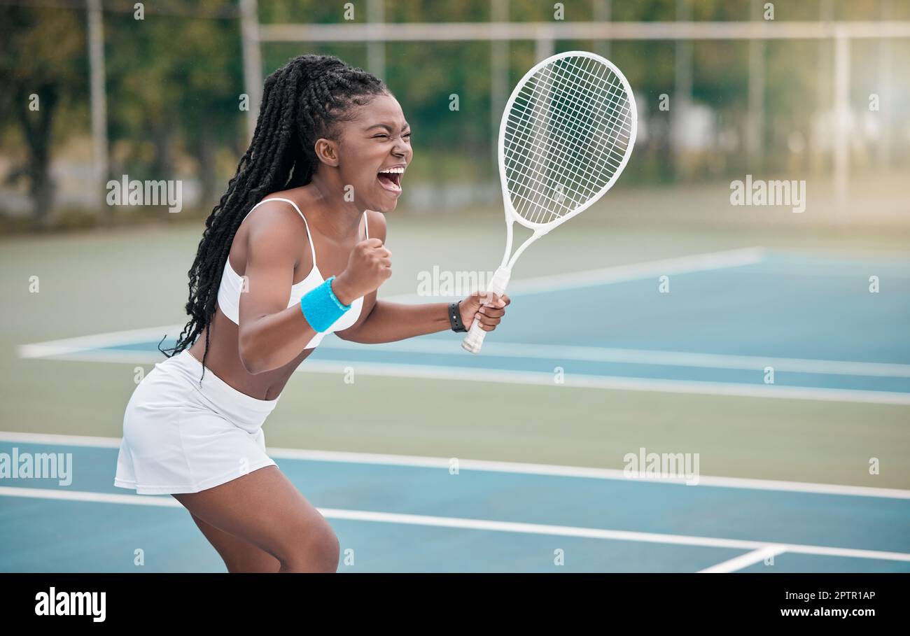 Girl cheering tennis match hi-res stock photography and images - Alamy