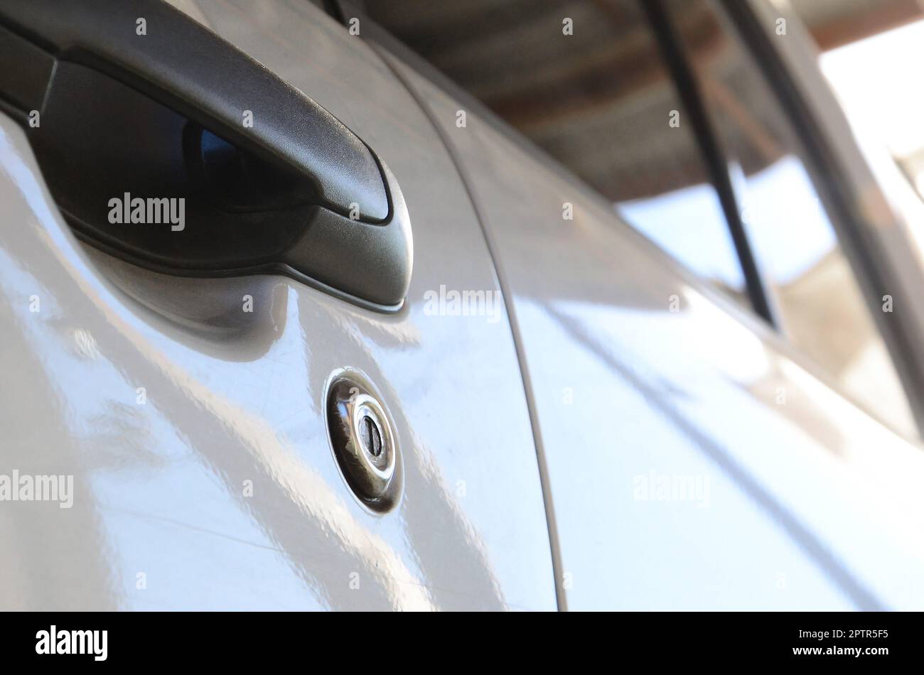 Black car door handle hi-res stock photography and images - Alamy