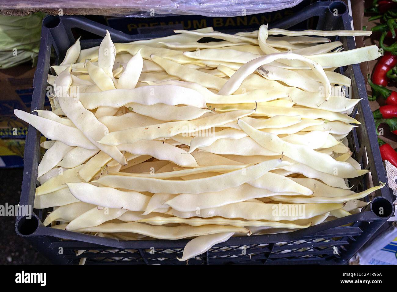 Pile of white string beans vegetable sold on market stall Stock Photo ...