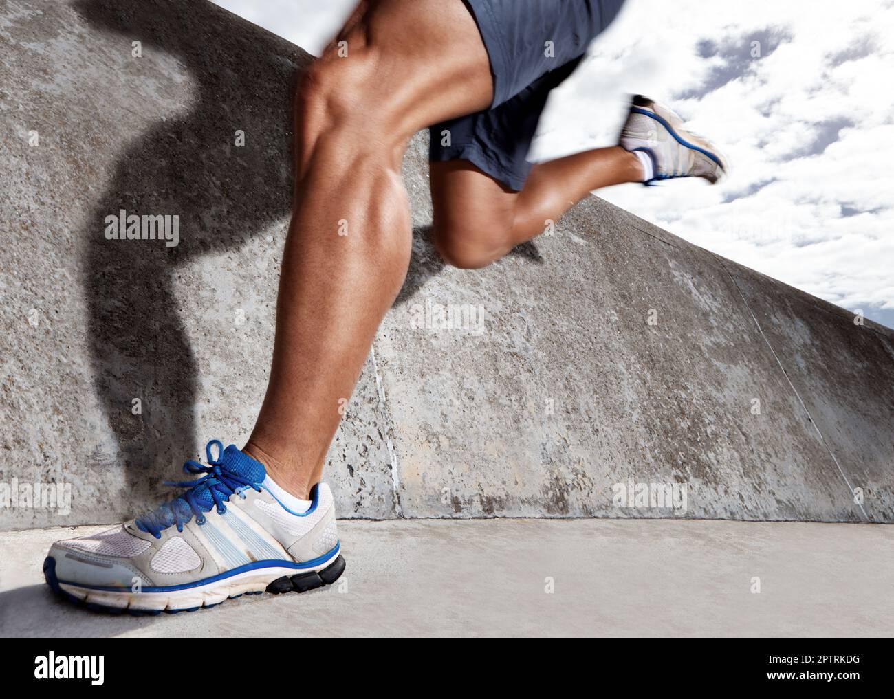 Muscular man calves hi-res stock photography and images - Alamy