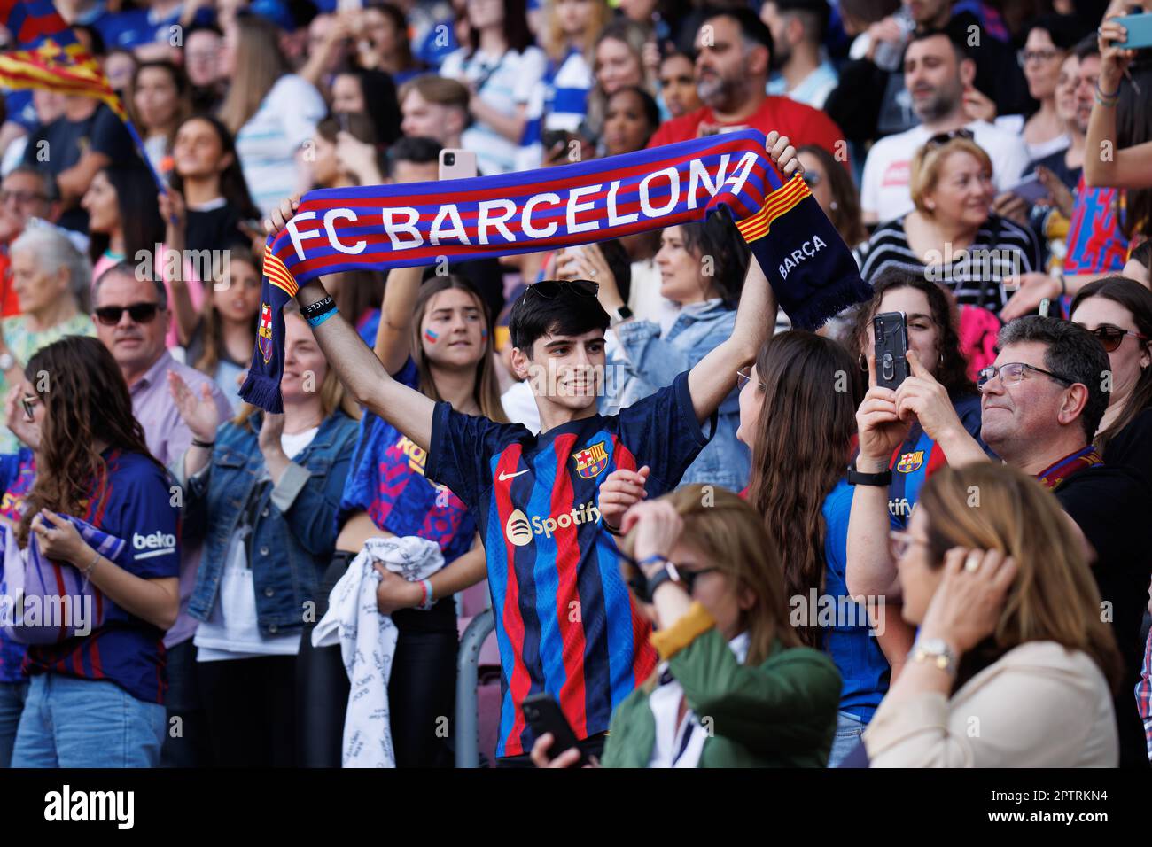 Barcelona, Spain. 27th Apr, 2023. The crowd cheering during the Uefa ...