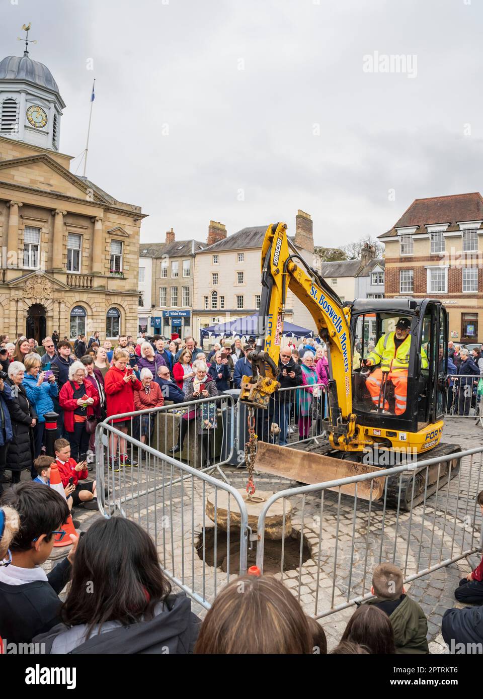 Kelso time capsule opening April 28th 2023 - pre-coronation. Opening ...