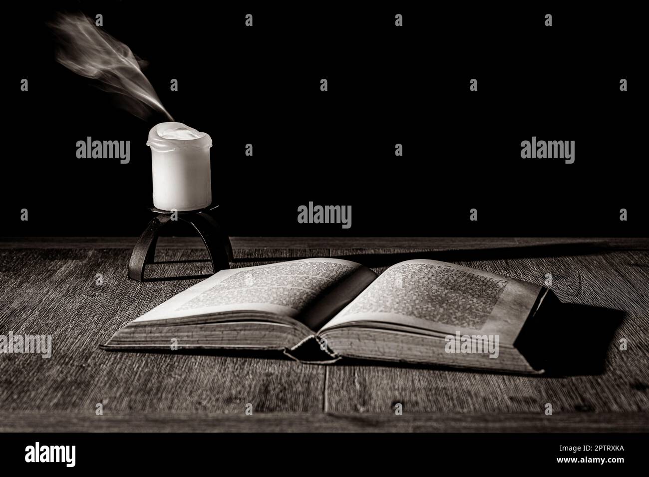 Glowing book cover design hi-res stock photography and images - Alamy