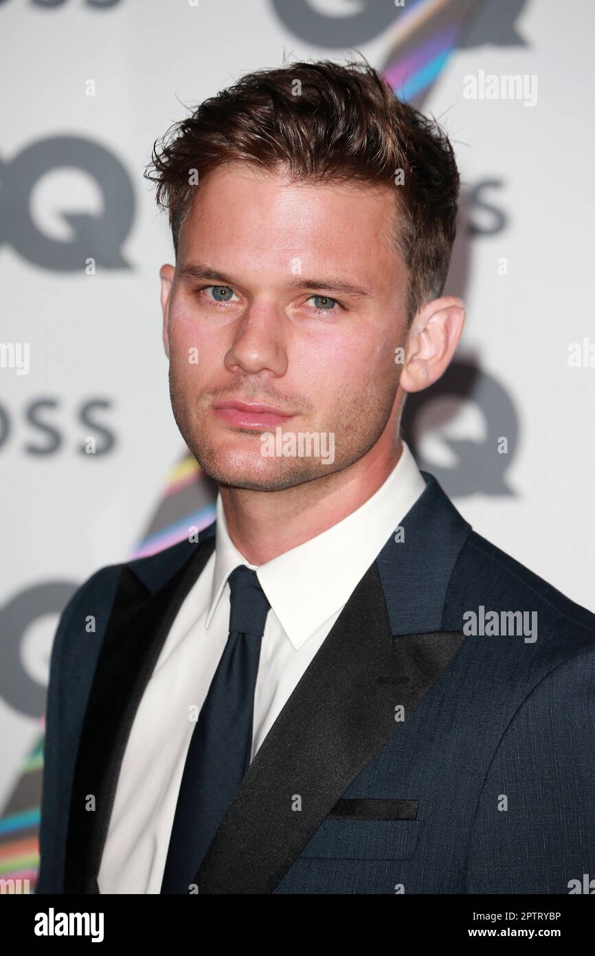 Jeremy Irvine attends the GQ Men Of The Year Awards 2021 at Tate Modern ...