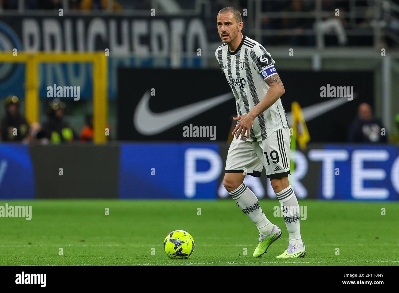 Leonardo bonucci inter hi-res stock photography and images - Alamy