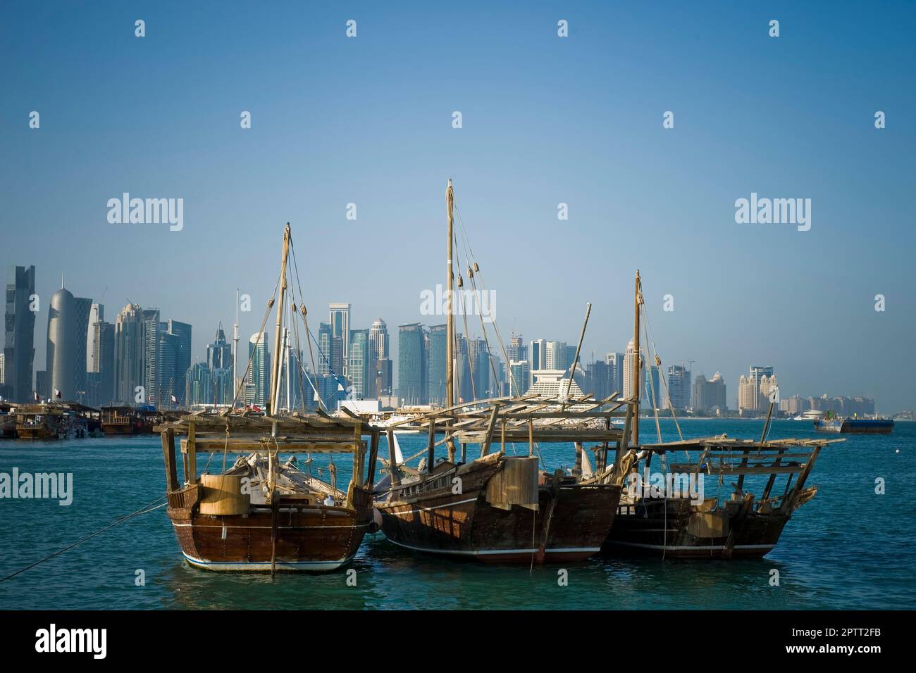 Doha qatar doha tourist boat hi-res stock photography and images - Alamy