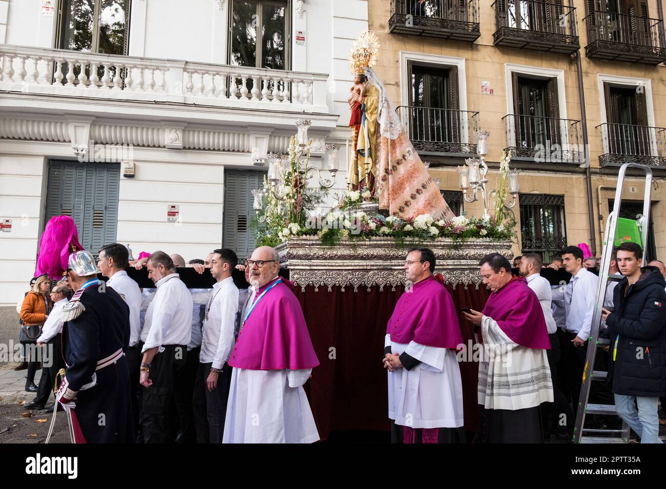 Spain, Madrid, Vergine dell'Almudena feast Stock Photo - Alamy