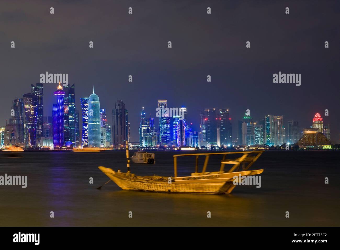 Qatar, Doha, skyline Stock Photo - Alamy