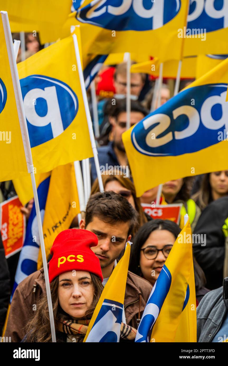 London, UK. 28th Apr, 2023. A PCS Union rally in Whitehall (opposite ...