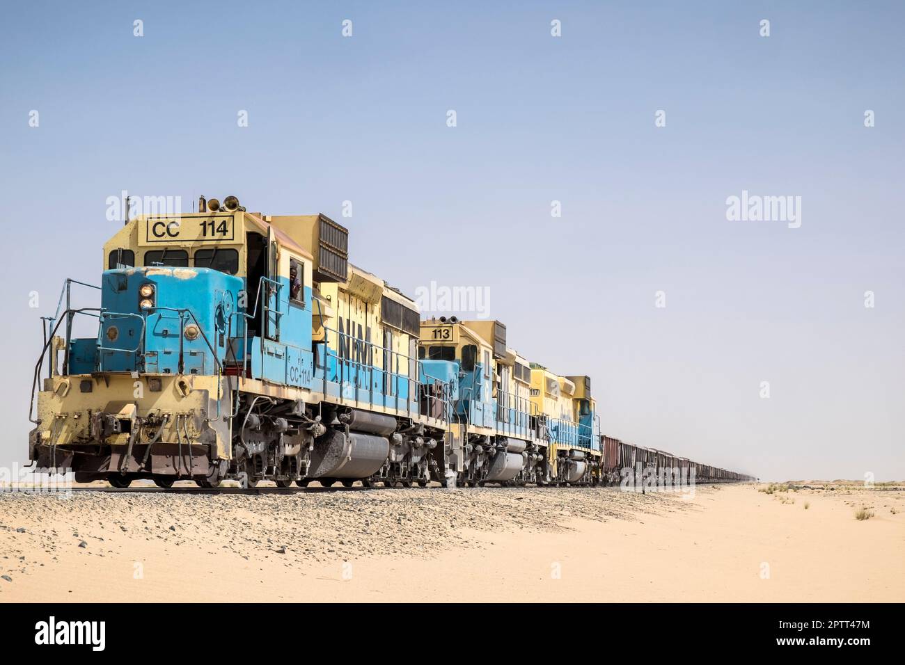 Mauritania train hi-res stock photography and images - Alamy