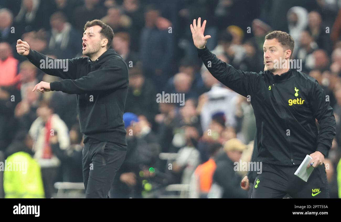 Acting assistant hi-res stock photography and images - Alamy