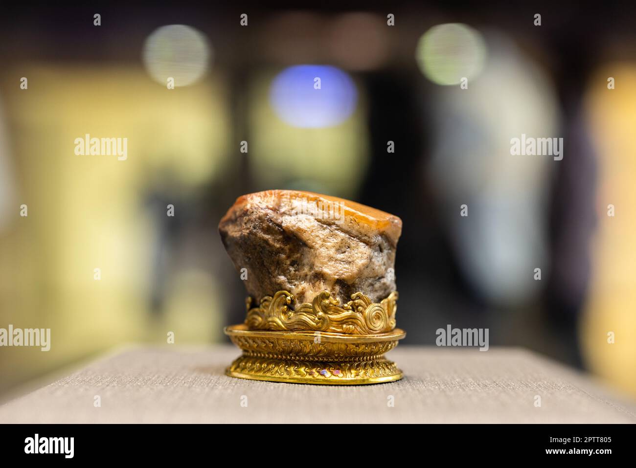 Meat shaped jasper stone carved into the shape of a Dongpo pork in ...