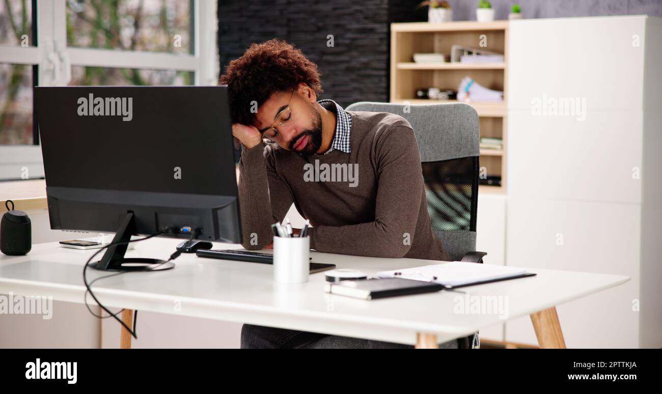 African American Business Man Applauding And Clapping Stock Photo - Alamy