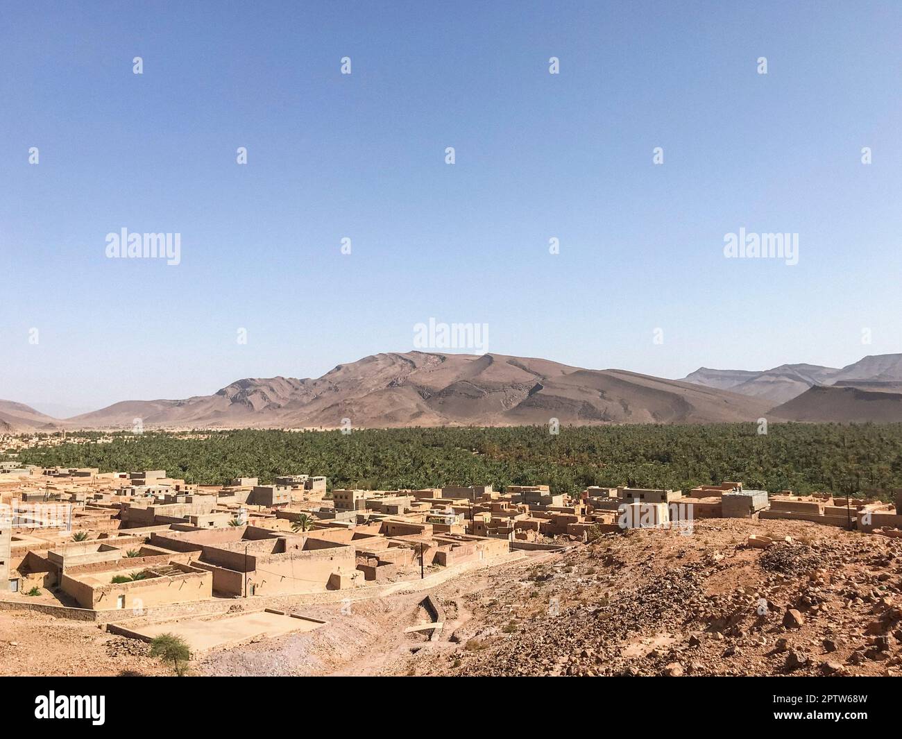 Mountain akka hi-res stock photography and images - Alamy