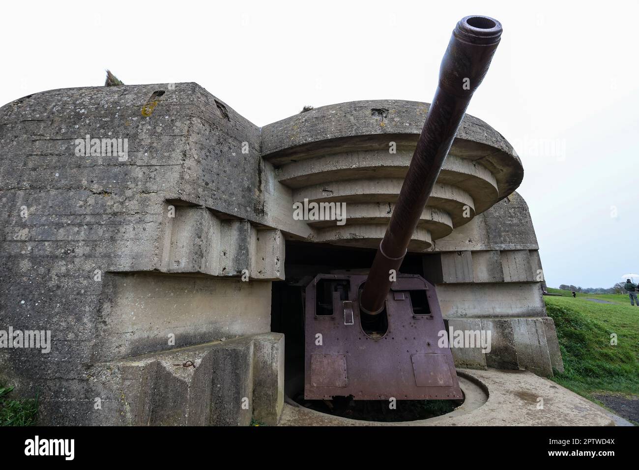 German,gun,gun emplacement,bunker,cannon,Atlantic Wall,defence,defences ...