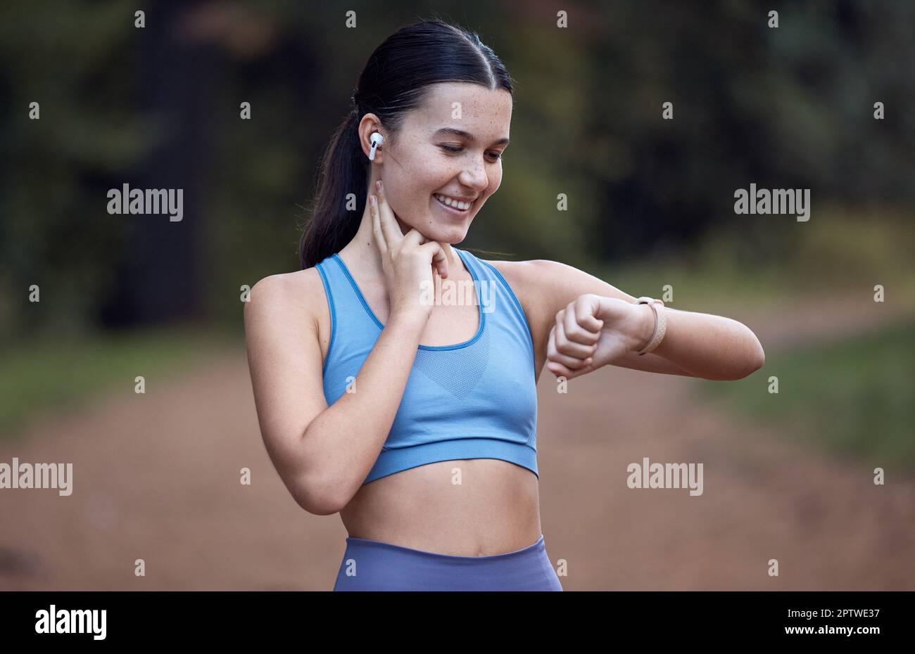 Technology in athletic performance hi-res stock photography and images ...