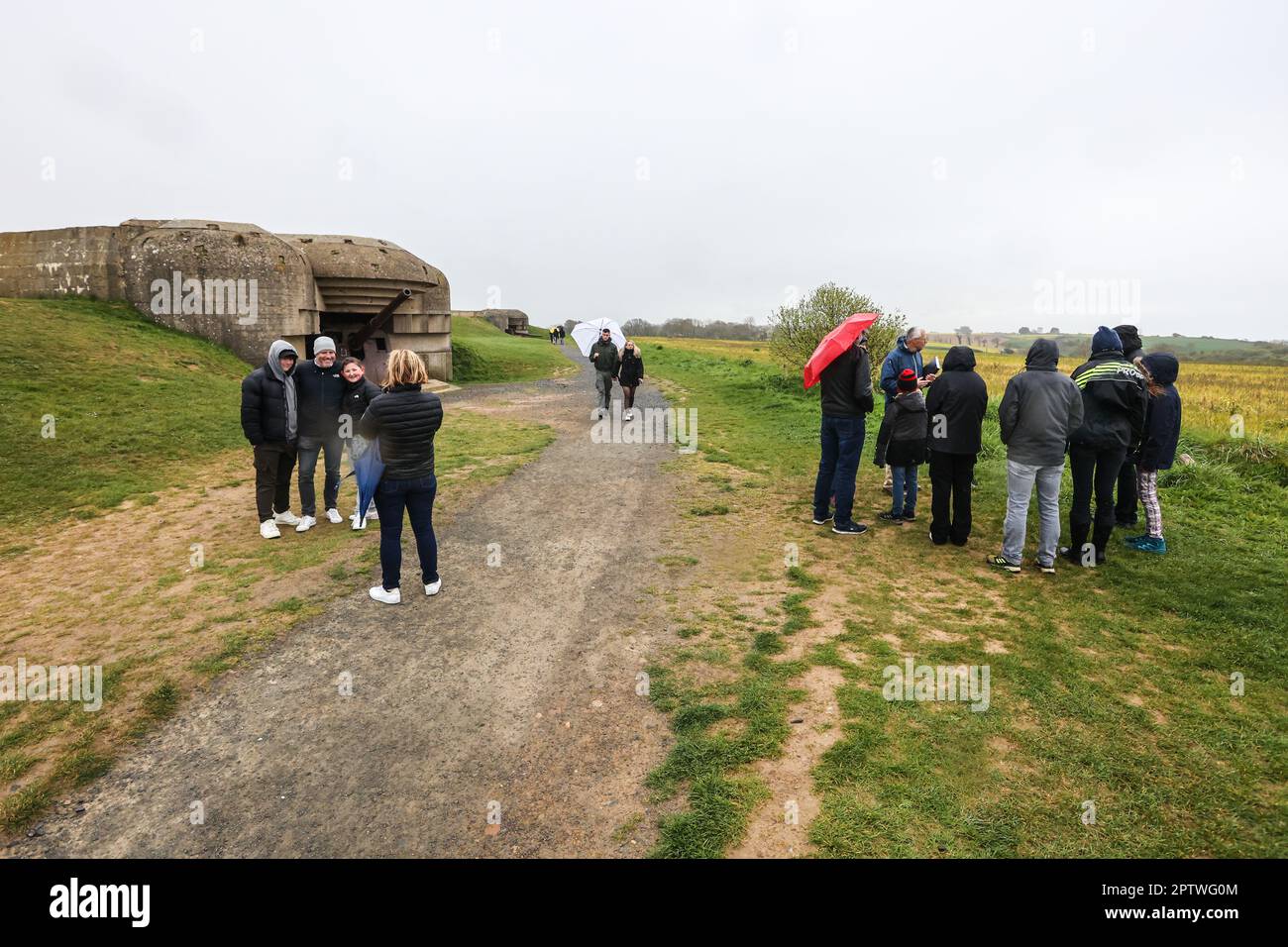 German,gun,gun emplacement,bunker,cannon,Atlantic Wall,defence,defences ...