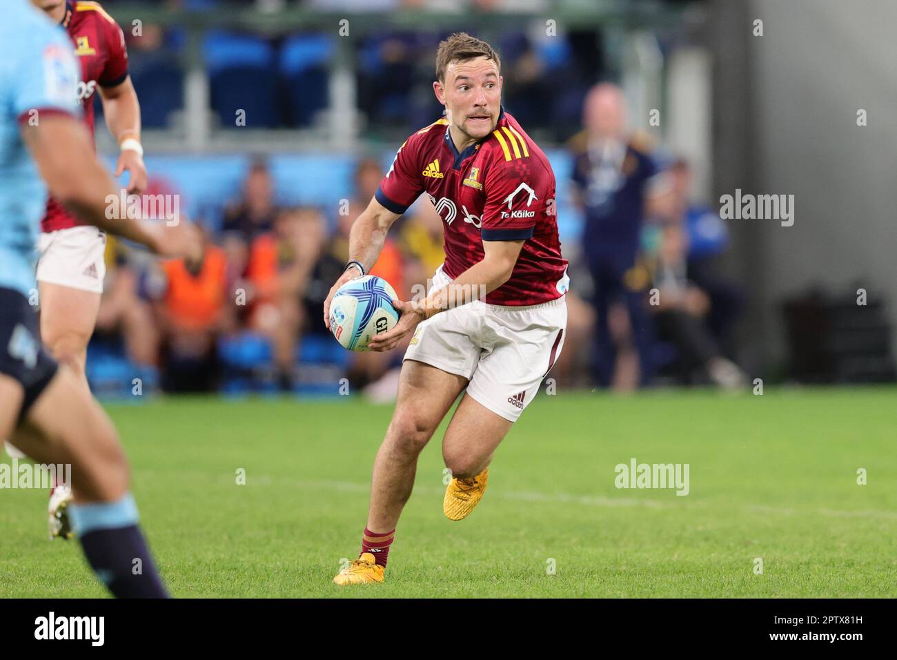 Sydney, Australia, 28 April, 2023. Mitch Hunt of Highlanders looks to ...