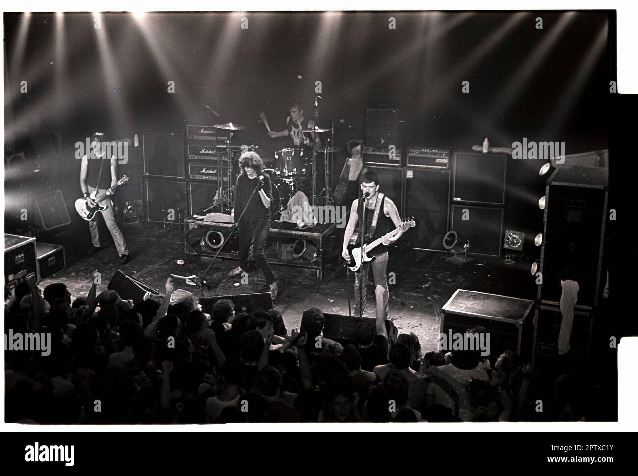 Dee dee johnny hi-res stock photography and images - Alamy