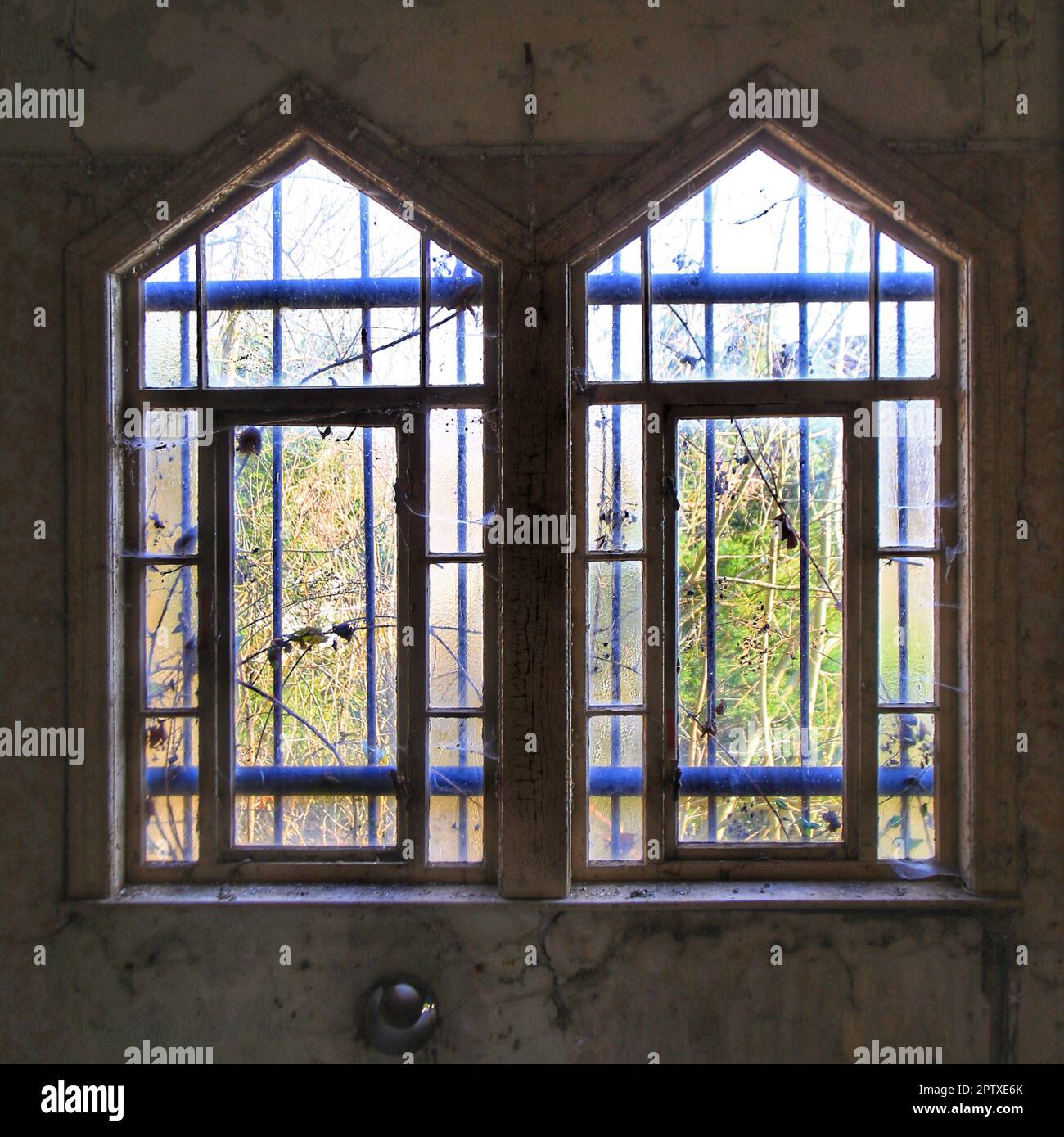 Barred glass windows hi-res stock photography and images - Alamy