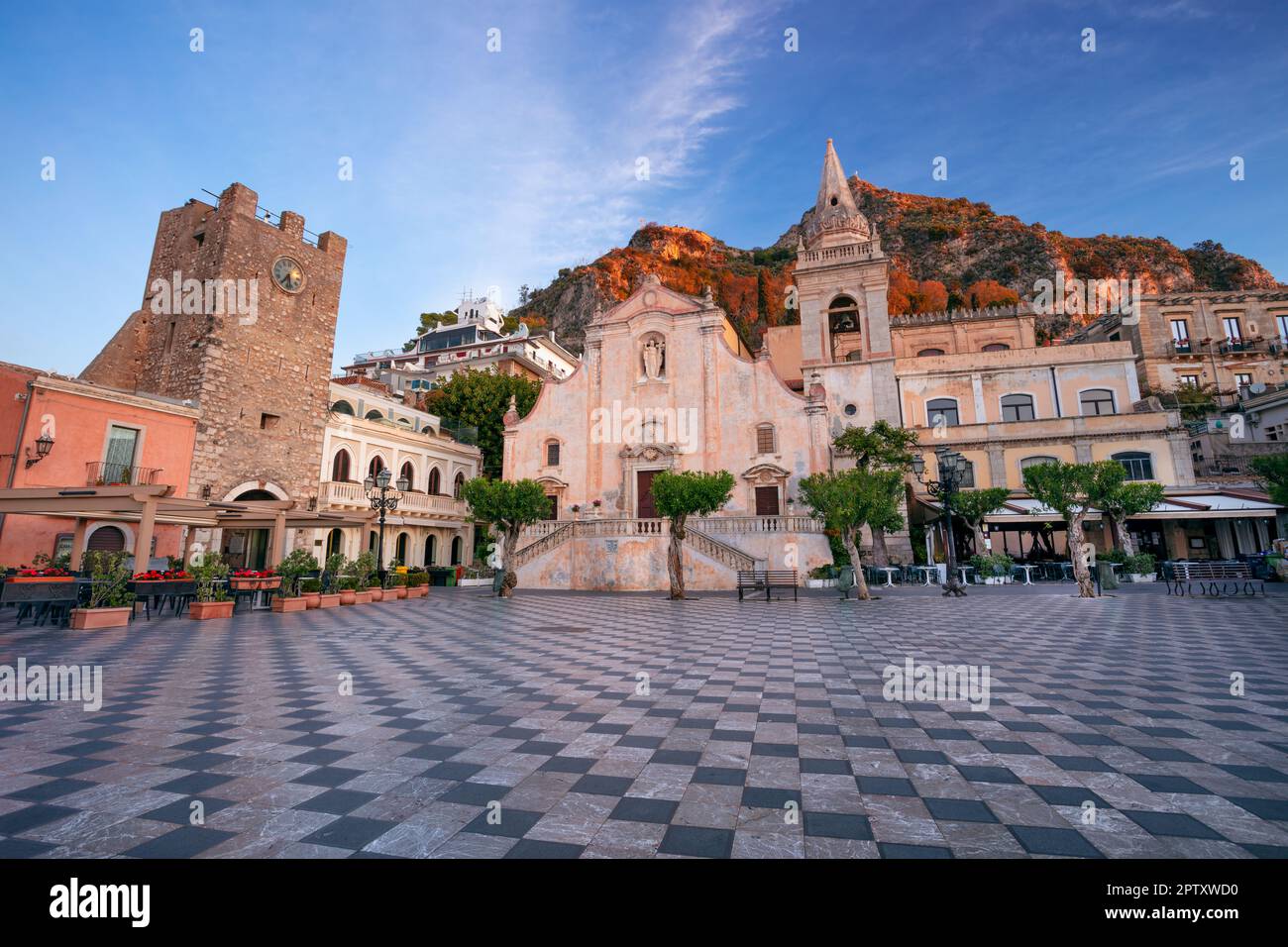 Taormina, Sicily, Italy. Cityscape image of picturesque town of ...
