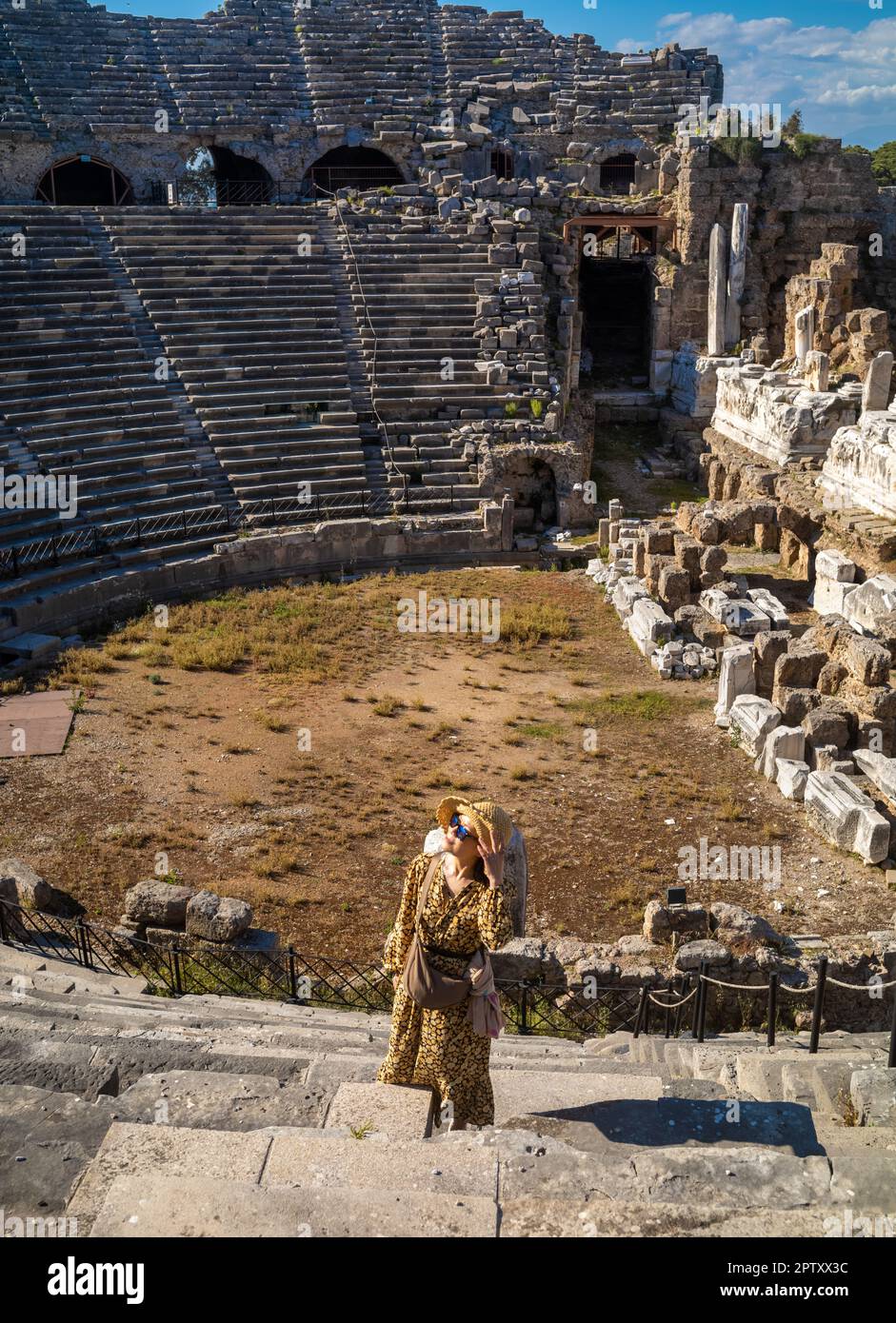 Side roman ruins hi-res stock photography and images - Alamy