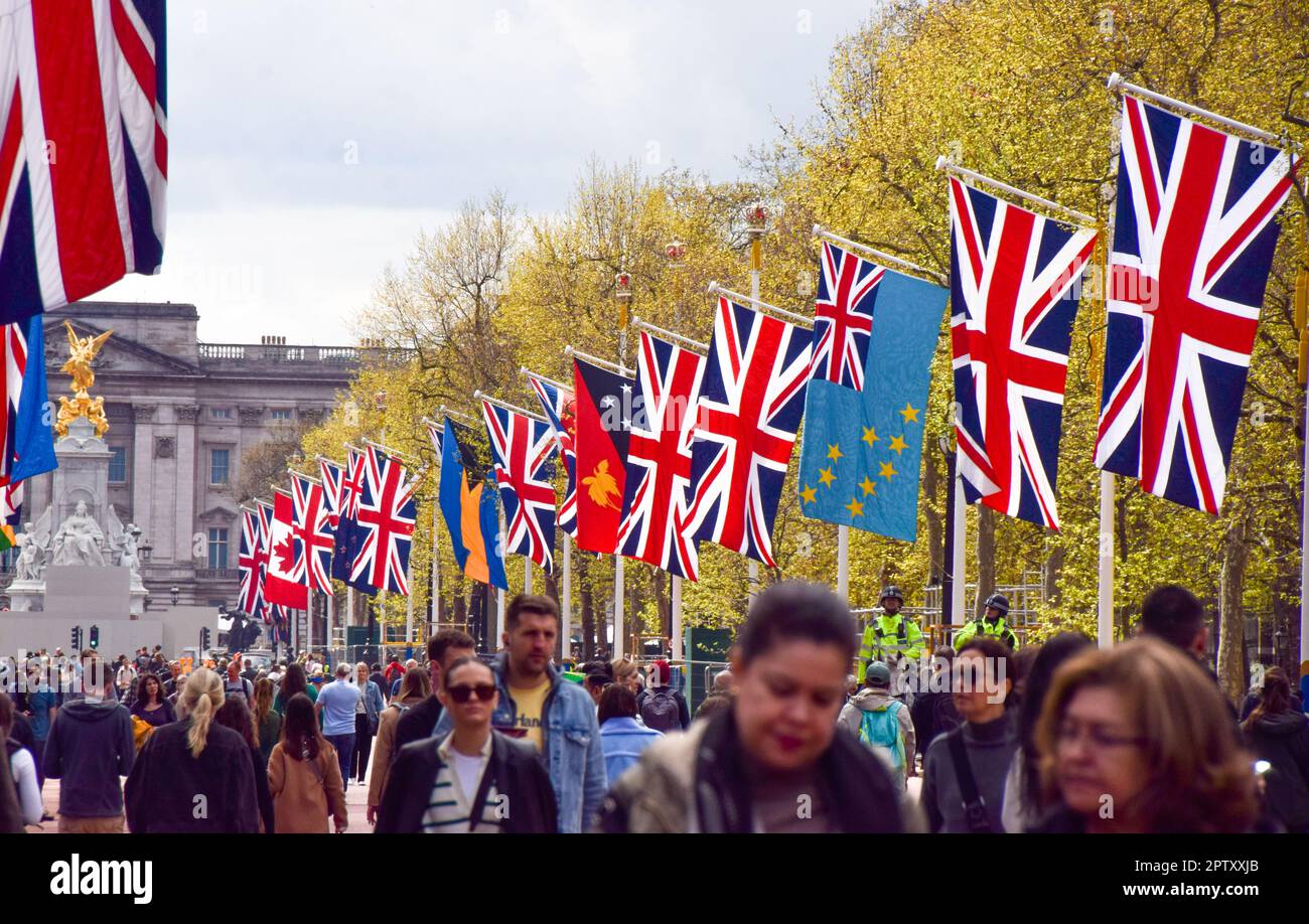 London, UK. 28th April 2023. Union Jacks and flags of Commonwealth ...